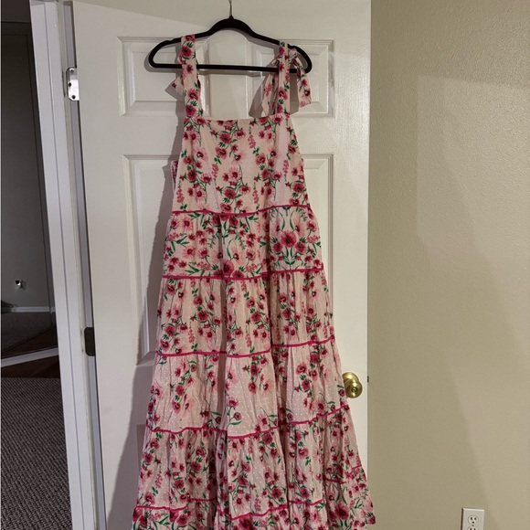 crown & ivy | Dresses | Crown Ivy Womens Floral Pink And White Midi ...